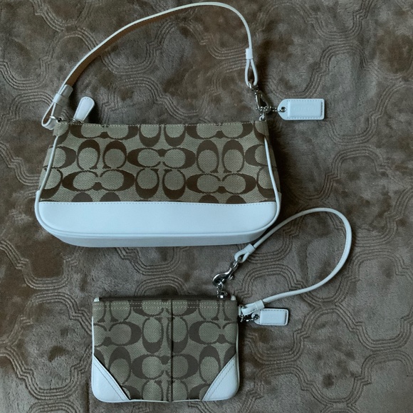 Coach | Bags | Coach Signature White Leather Purse Wristlet Wallet Set ...